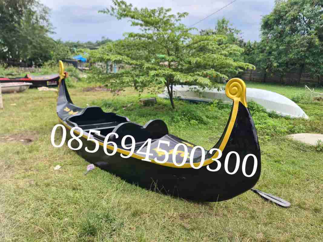 Jual Perahu Gondalo/perahu Fiber/sampan Dayung/perahu Wisata Air/juwal ...