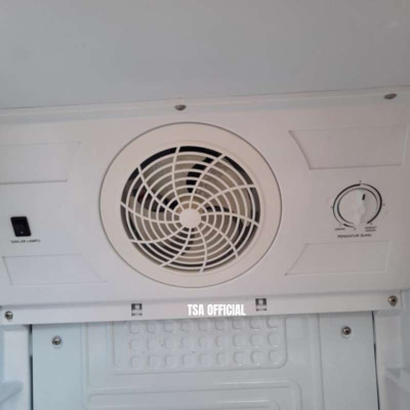 Promo Showcase Polytron Scn 180l Lemari Pendingin Kapasitas 230 L ...