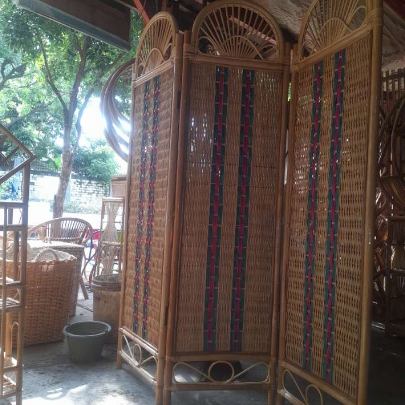 Jual Penyekat Ruangan Rotan / Sketsel 3 Sekat Di Seller Amartha Store ...