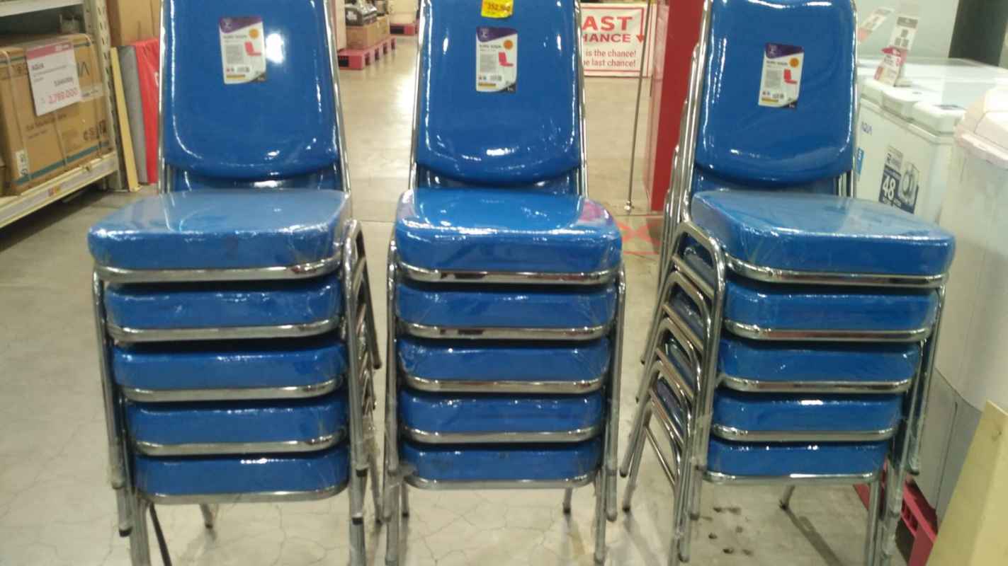 Jual Kursi Kerja Kantor Susun Besi / Kursi Multifungsi Pesta Seminar ...