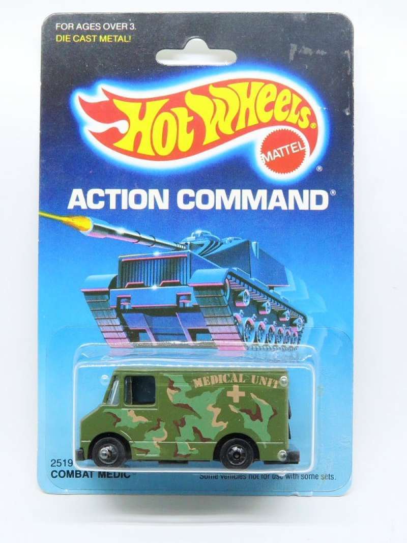 Promo Hot Wheels Combat Medic - Action Command - hijau army Diskon 23% ...