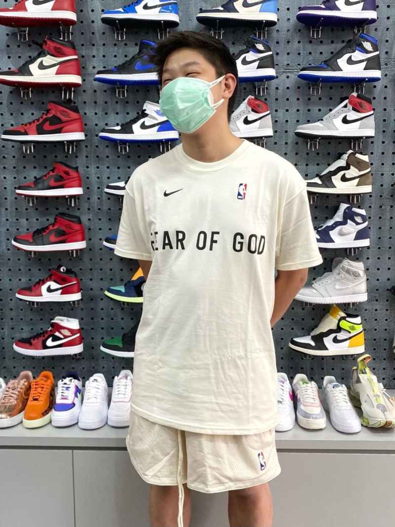Jual Nike Fear Of God Fog Nba Tee Ivory 100% Original Bnip Di Seller ...