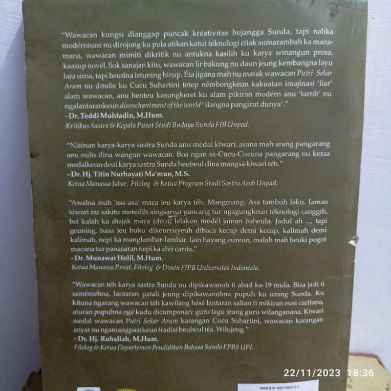 Jual Buku Sastra Wawacan Putri Sekar Arum Bahasa Sunda 142 Hal Cucu ...
