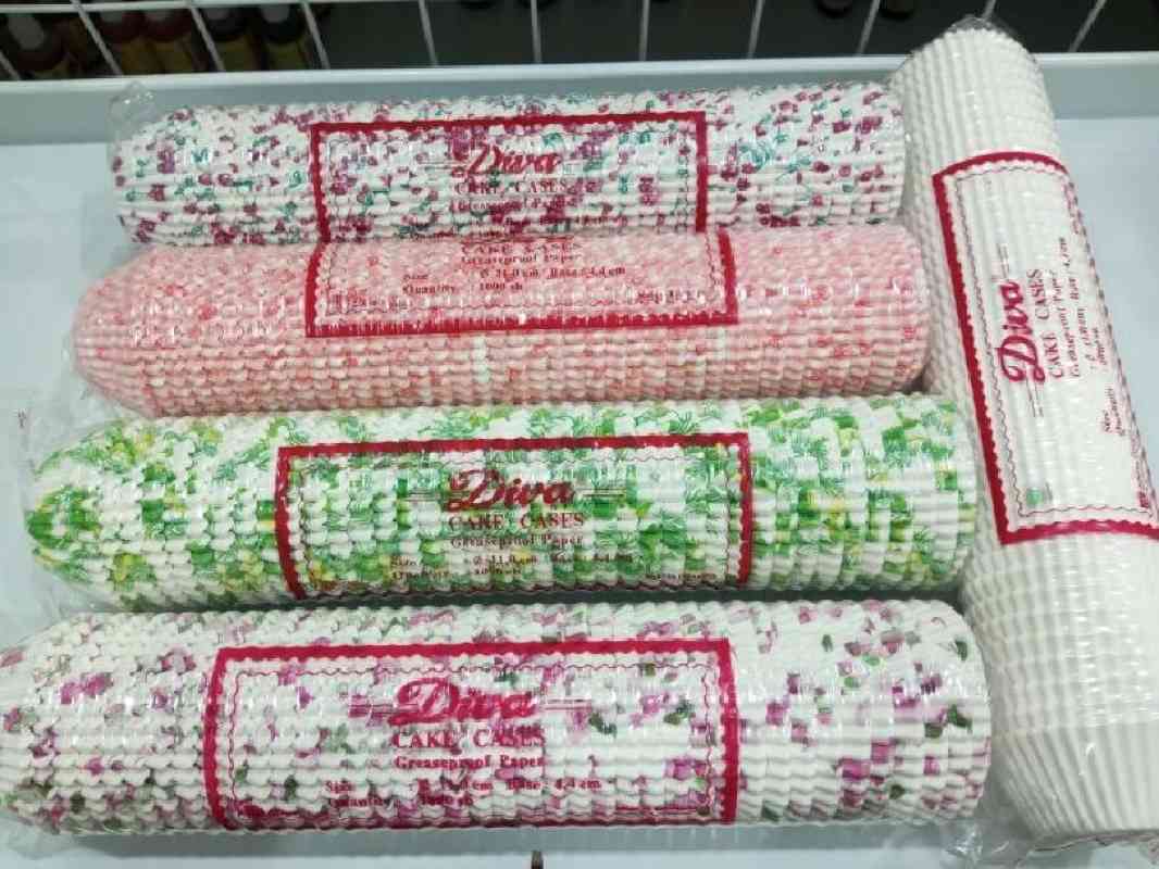 Jual DIVA KERTAS ROTI CAKE CASES 11 X 4,4 CM ANEKA WARNA & MOTIF PER ...