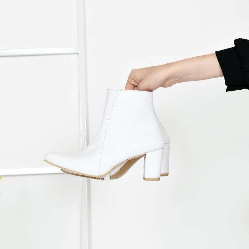 Promo Sepatu Boots Wanita Model Chelsea High Heels Chunky Cow Leather ...