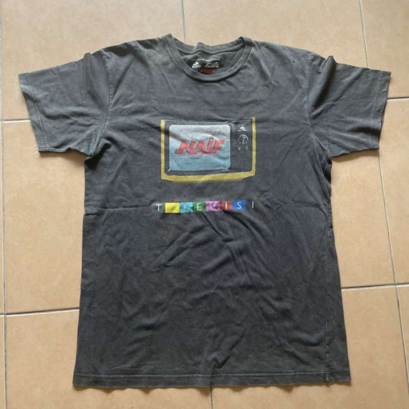Jual Kaos Official Merch Band Naif Album Televisi 2007 Size Xl Fit L Di ...