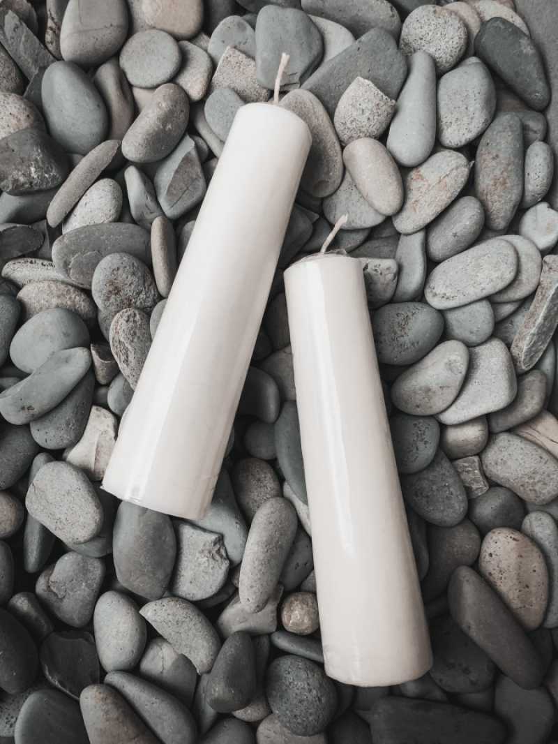 Jual Lilin Putih Besar Jumbo Tinggi 20 Cm Diameter 5 Cm Isi 2 Buah ...