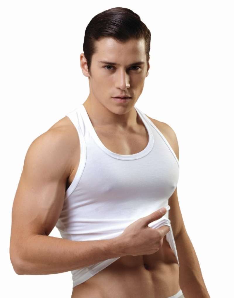 Jual Kaos Dalam Renoma Tshirt Singlet Pria Renoma 3in1 - Putih Isi 3 ...