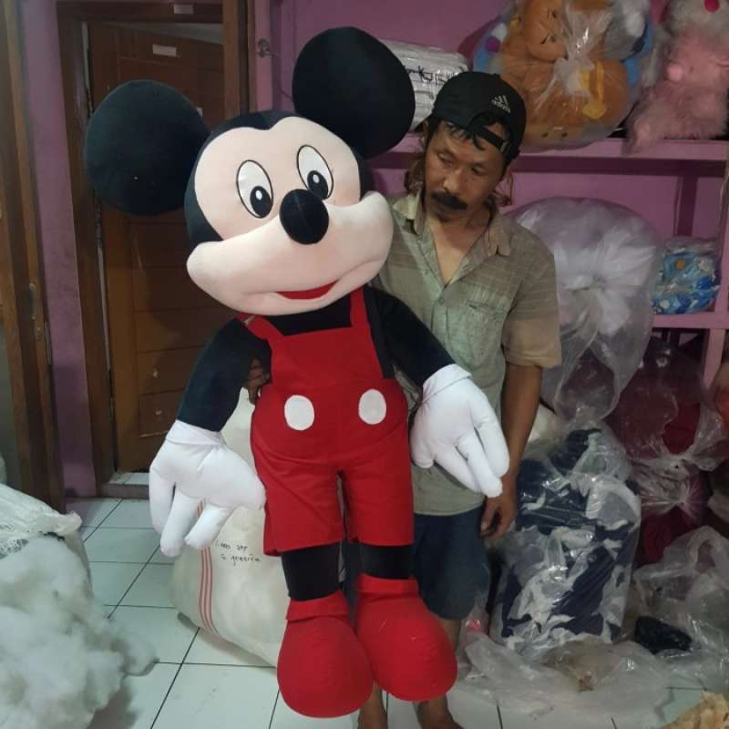 Boneka Mickey Mouse Jumbo