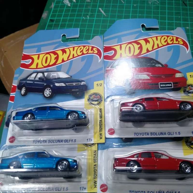 Jual Hotwheels Custom Toyota Soluna Silver - Sporty Tosca - Warna Gold ...