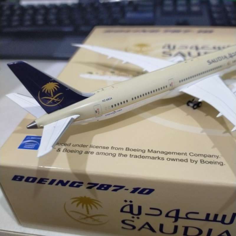 Promo Saudia Saudi Arabian airlines Boeing 787-10 HZ-AR24 JC Wings 1: ...