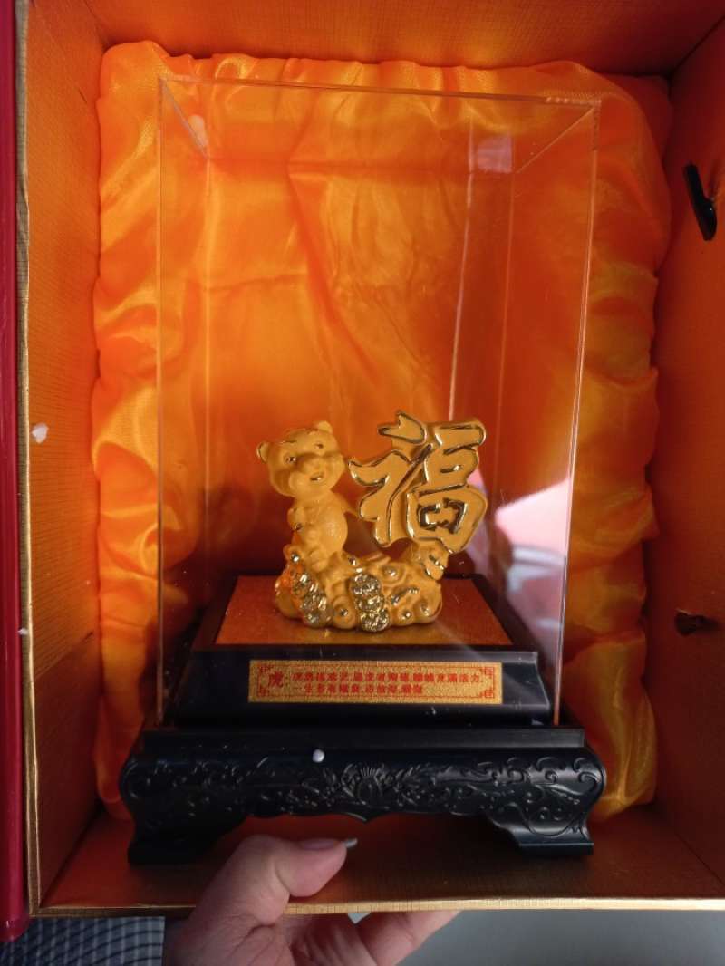 Promo Sale Patung Emas Box Kaca Komplit Gift Set 12 Shio Kado Imlek ...