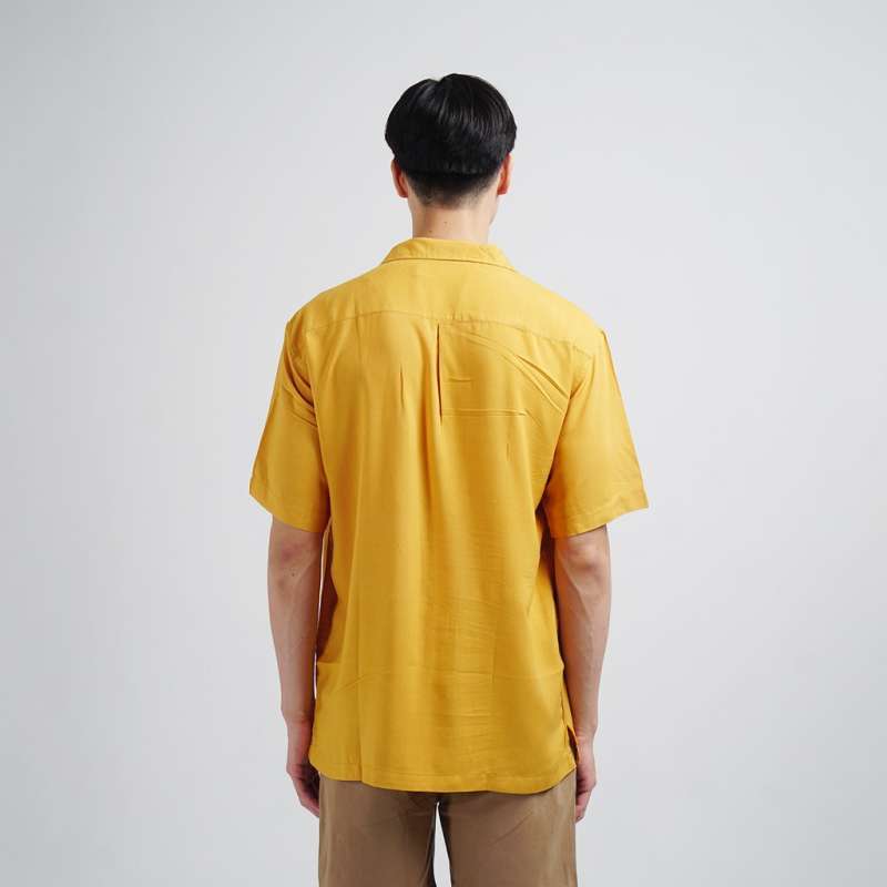 Jual Guten Inc - Kemeja Basic Lengan Pendek Yellow Kuning Polos Smith Camp Collar Model Santai ...