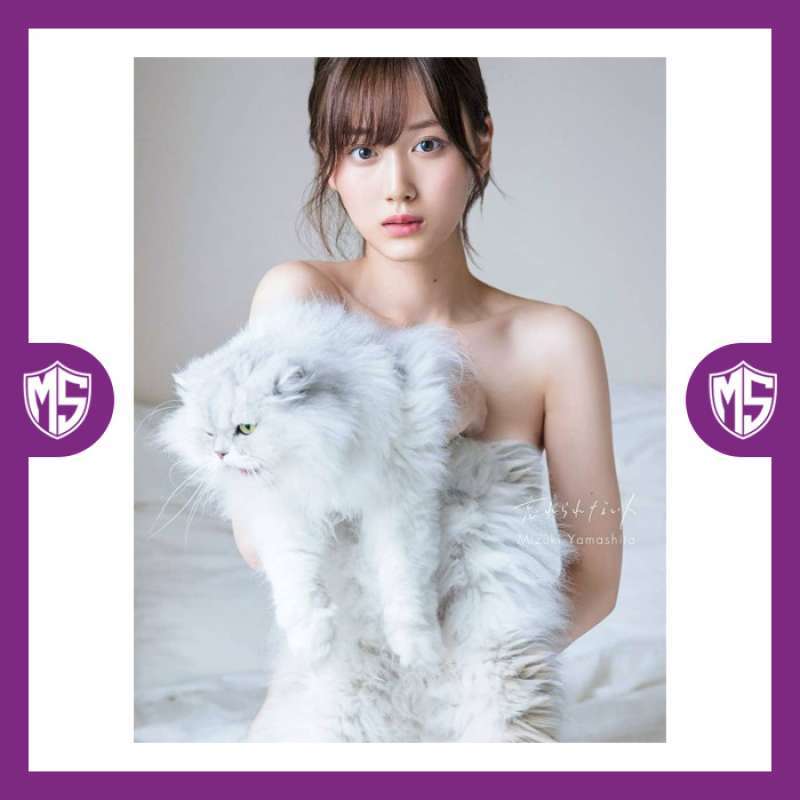 Jual Nogizaka46 Yamashita Mizuki 1st Photobook: Wasurerarenai Hito Di Seller Zenin - Cengkareng ...