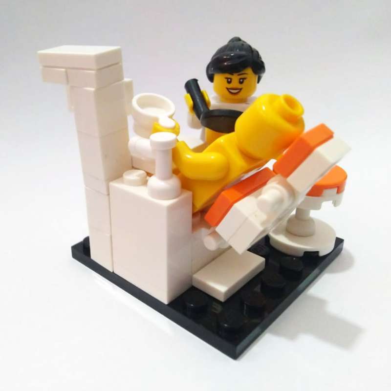 Jual Diorama Dokter Gigi Lego - Diorama Lego Dental Dentist | Wanita Di ...