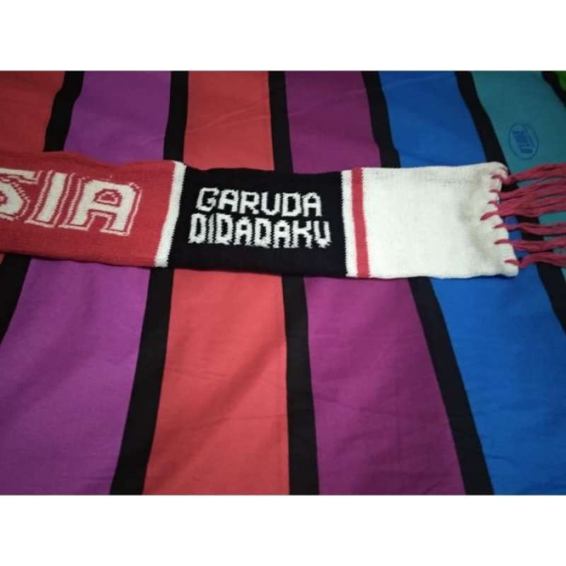 Jual Syal Indonesia Sedang Gambar Bolak-balik Garuda Didadaku Di Seller ...