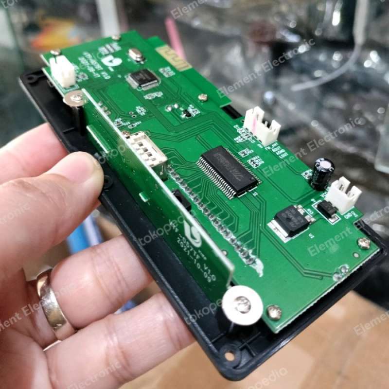 Jual Kit Mp3 Player Bluetooth Max Lcd Display 12v Di Seller Winter ...