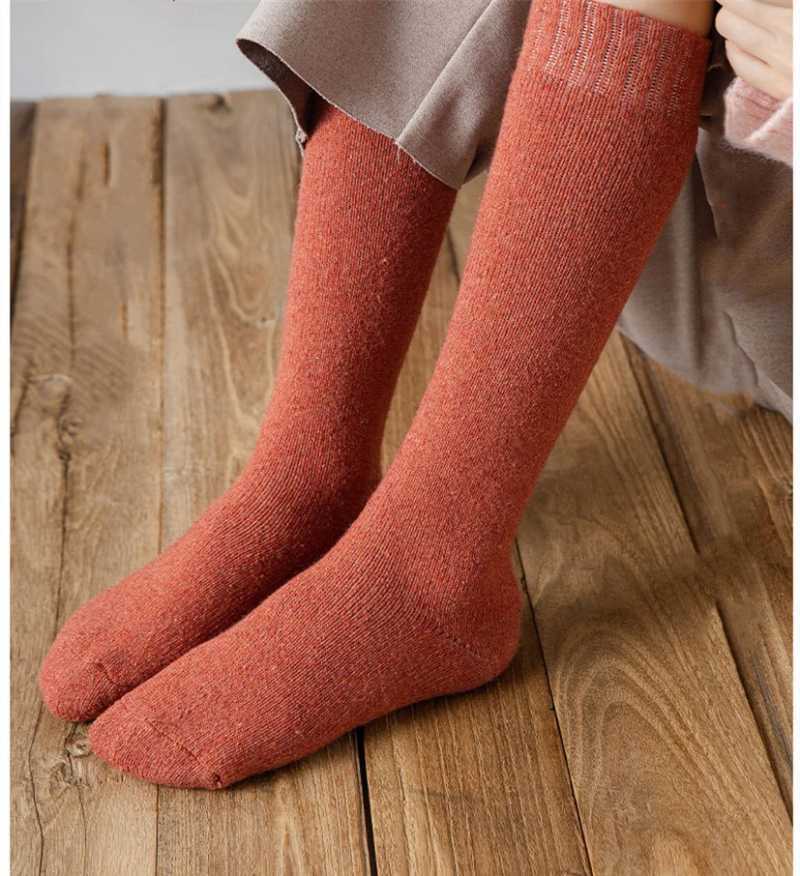 Jual Kaos Kaki Wool Panjang Tebal Hangat Bulu Domba Musim Dingin Cewek ...