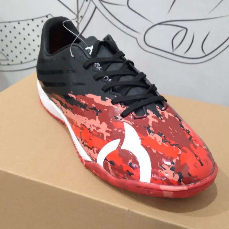 Jual Ortuseight Sepatu Futsal Catalyst Chimera Terbaru Original di ...