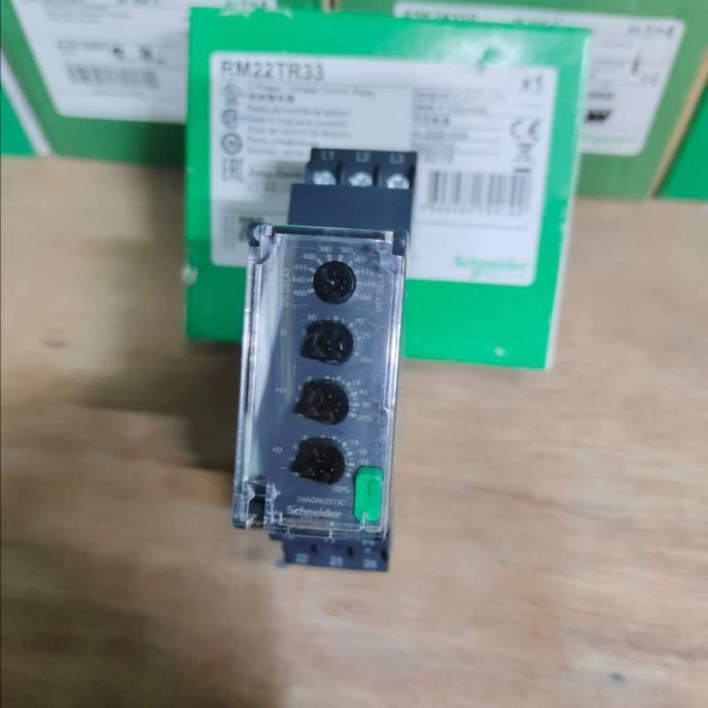 Promo Three-phase Voltage Control Relay Schneider 380-480vac 2c/o ...