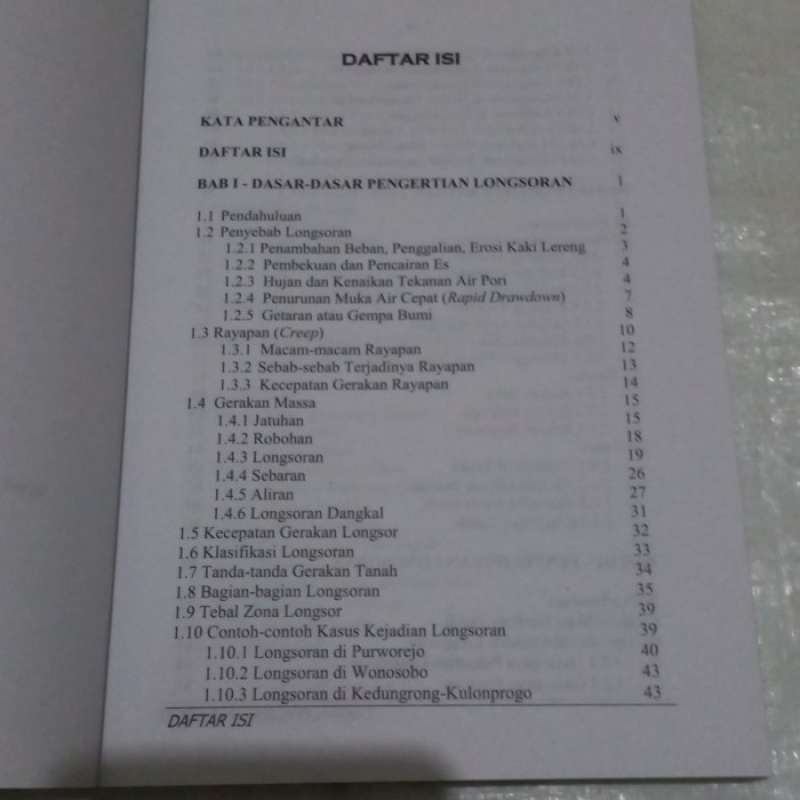 Jual Buku Tanah Longsor Dan Erosi Kejadian Dan Penanganan Di Seller ...