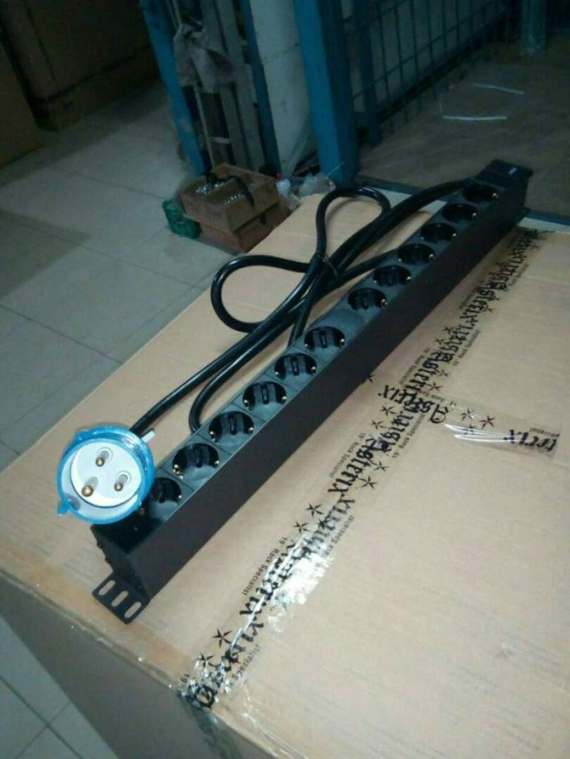 Promo Pdu Power Distribution Outlet 12 Outlet Rack 19 32 Ampere Seri B Diskon 23% Di Seller ...