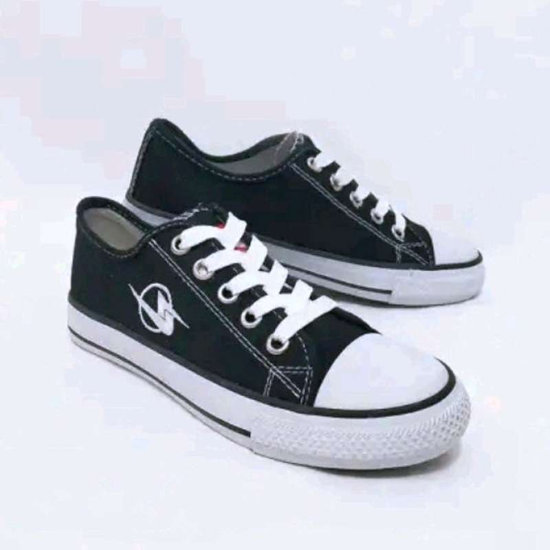 Jual Sepatu Dallas Putih Original Terbaru - Harga Promo Murah April ...