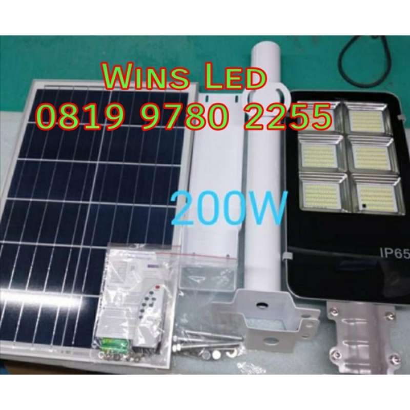 Promo Lampu jalan 200w led solar panel surya 200watt 2in1 matahari 200 ...