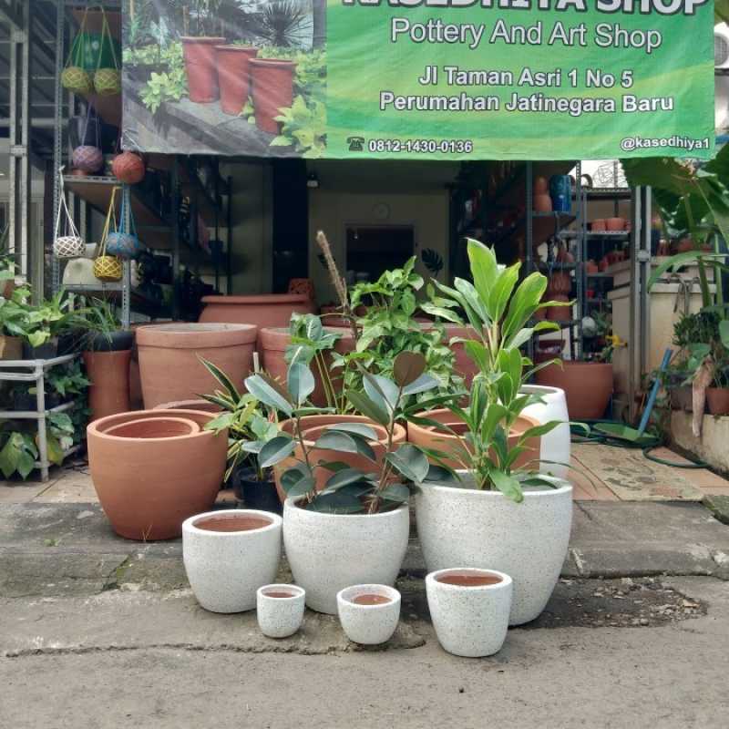 Promo POT BESAR ,POT TANAMAN DARI GERABAH TANAH LIAT D50 CM WARNA ...