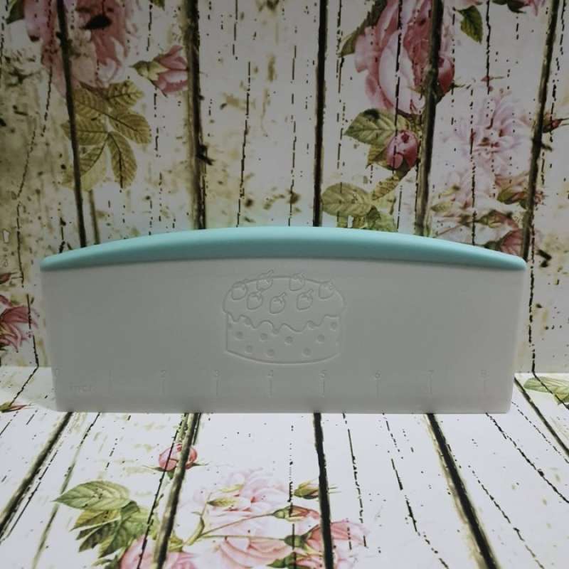 Jual Premium Plastic Dough Cutter / Cake Scraper /potong Adonan Di ...