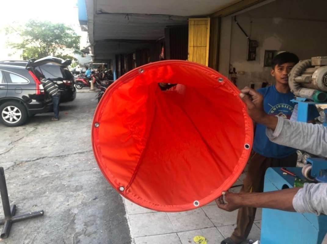 Promo Wind Shock (penentu Arah Angin) + Rangka Lingkaran Diskon 23% Di ...