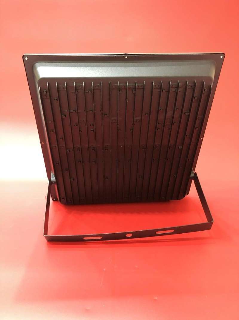 Jual Lampu Sorot Led Flood Light Ac 220v 300 Watt Green Hemat Visicom ...