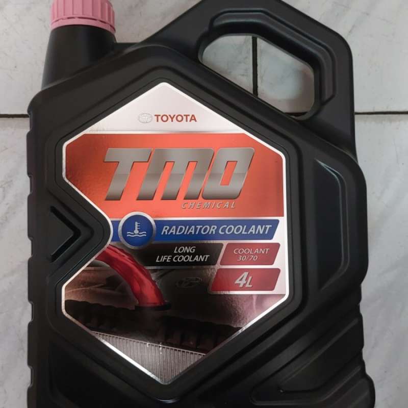 Jual Air Radiator Mobil Air Coolant TMO TOYOTA 30/70 Long Merah Pink di ...