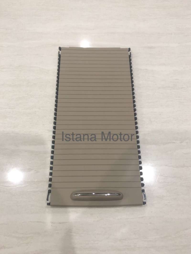 Promo Krey Roller Blind Mercy Mercedes Benz W204 W212 Beige Diskon 33% ...