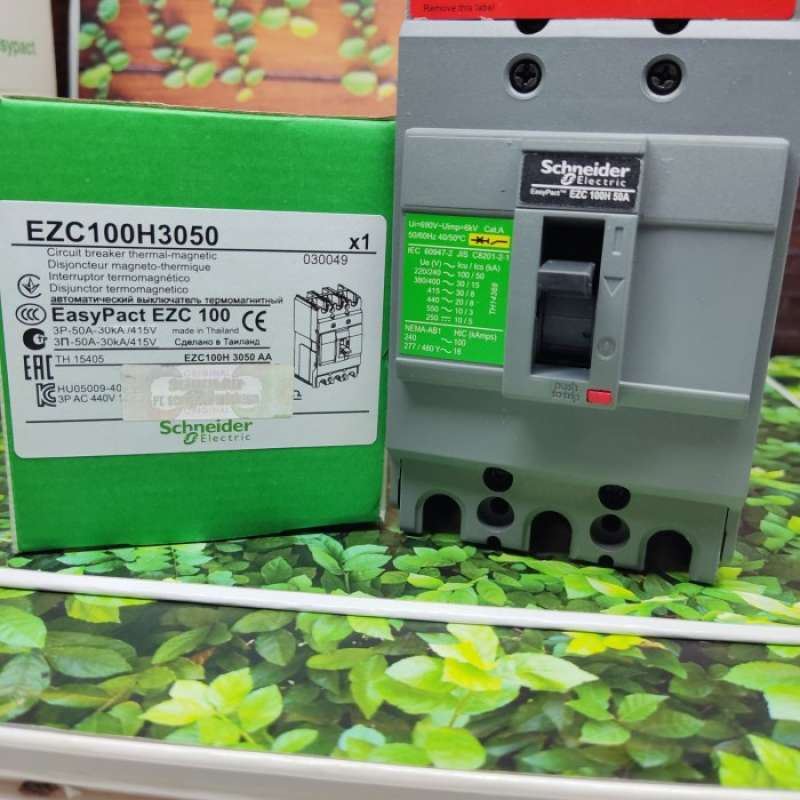 Promo MCCB EZC / Breaker EasyPact Schneider EZC100H 3P 50A ezc100h3050 Diskon 23% di Seller ...