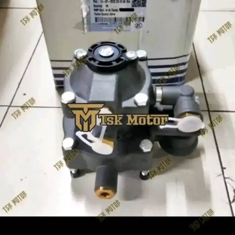 Jual Relay Control Valve Trailer Tractor Head Mercy Axor 4028-4928-3340 ...