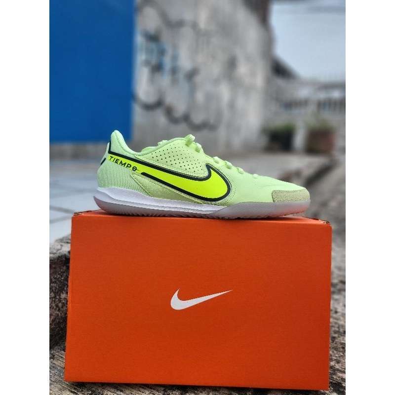Promo Sepatu Futsal Nike Tiempo Legend 9 Academy Ic Kuning Stabilo New ...