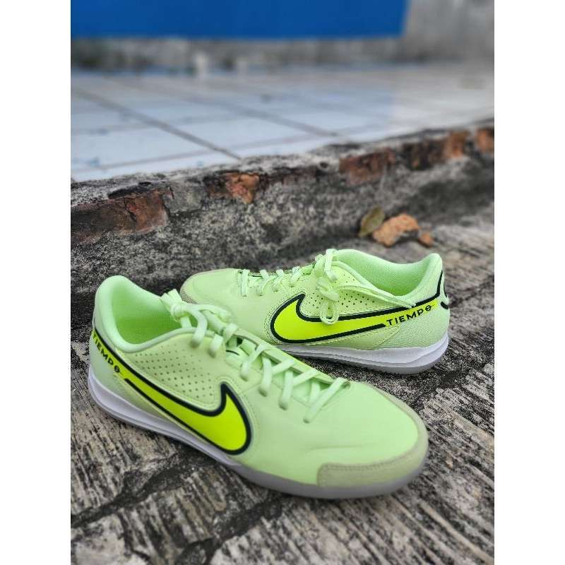 Promo Sepatu Futsal Nike Tiempo Legend 9 Academy Ic Kuning Stabilo New ...