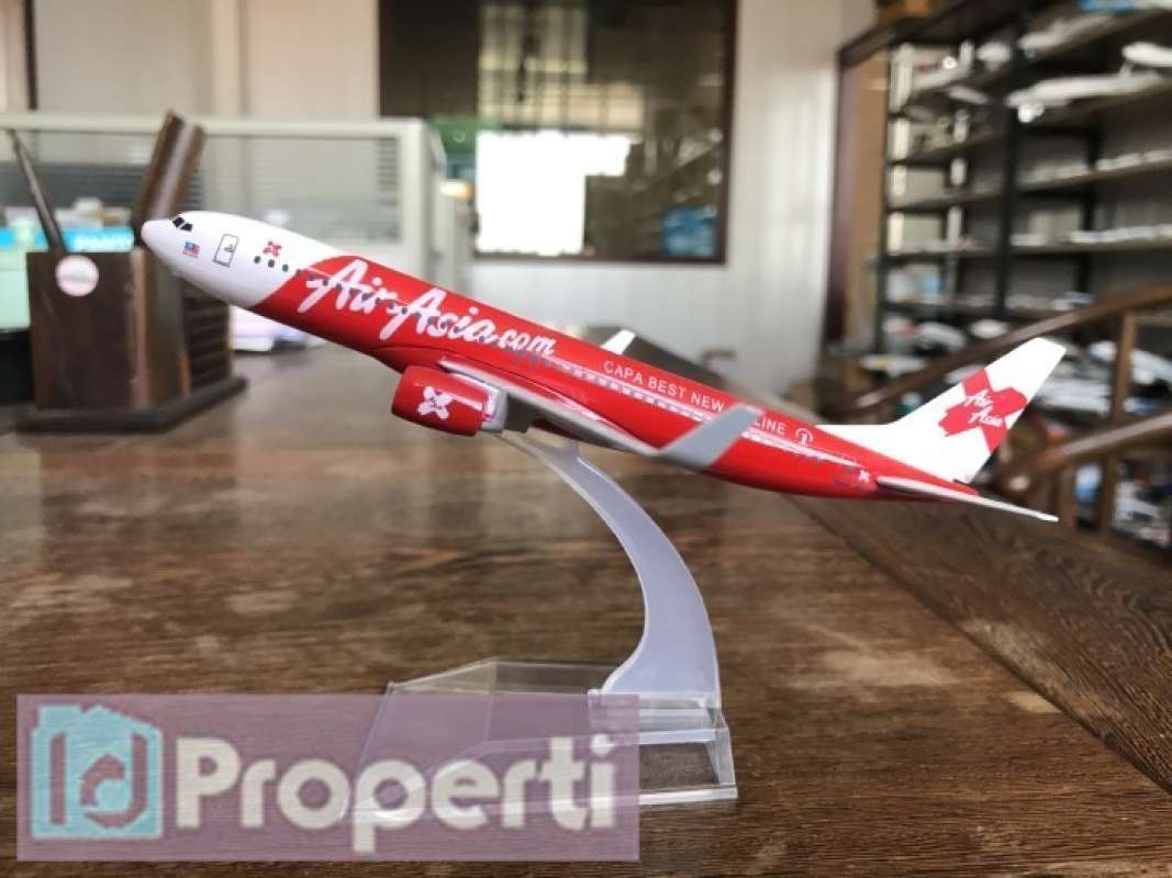 Promo Miniatur Air Asia Boeing B737 16cm Model Pesawat Terbang Plane ...