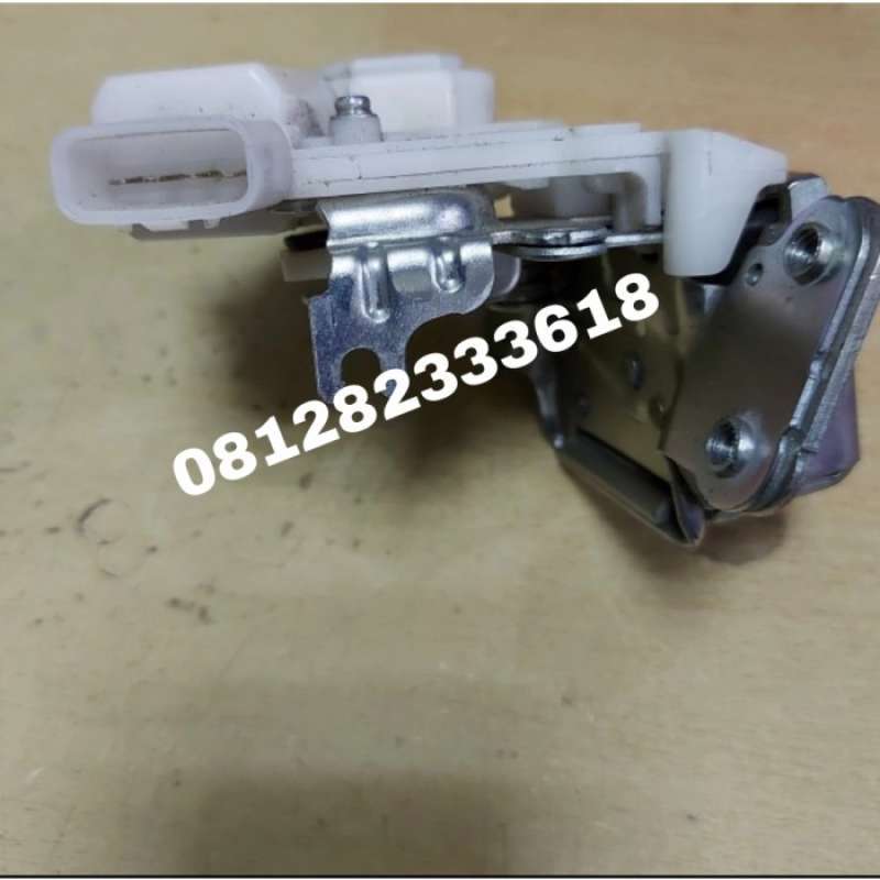 Promo DOOR LOCK PINTU BAGASI TOYOTA AVANZA NEW GRAND NEW XENIA - SAESAW ...