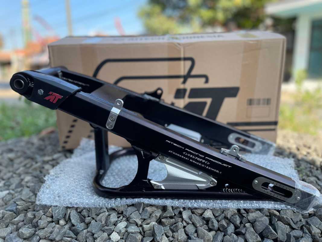 Harga Swingarm Ninja R 💯 Terbaru, Spesifikasi, & Kredit Oktober 2025