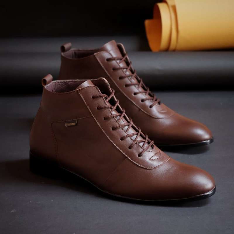 Promo Max | Sepatu Boots Pria Klasik Kulit Original Lokal - 42 Sandal ...