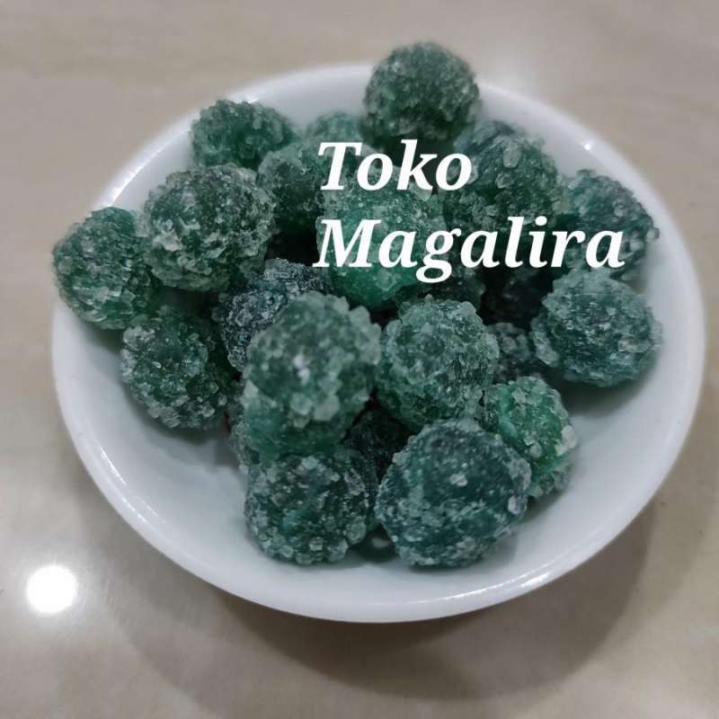 Jual PERMEN KAYU PUTIH PERHUTANI 150 GR di Seller Magalira ...