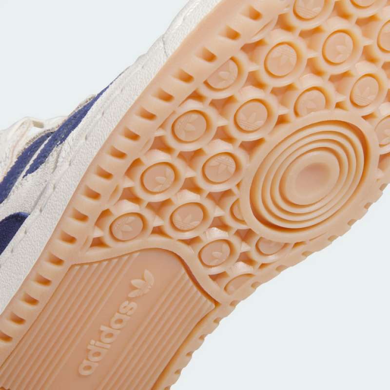 Promo Sepatu Casual Pria adidas Forum Low Cl If9681 Diskon 40% Di ...