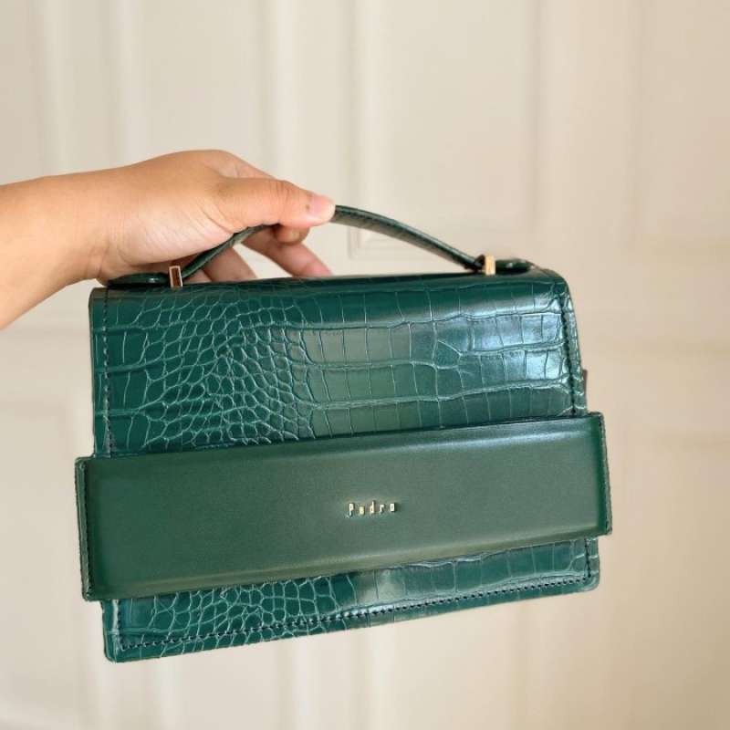 Jual Tas Wanita Pedro Croco Effect Clutch Pd105 P1206 - Hitam Di Seller ...