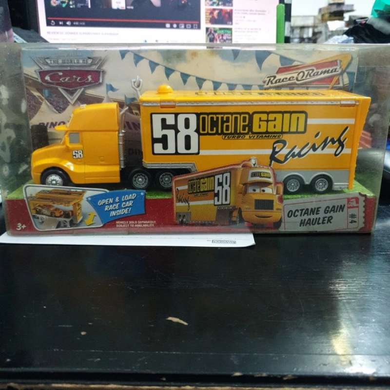 Promo Mattel Disney Pixar The World of Cars Octane Gain Hauler Diskon ...