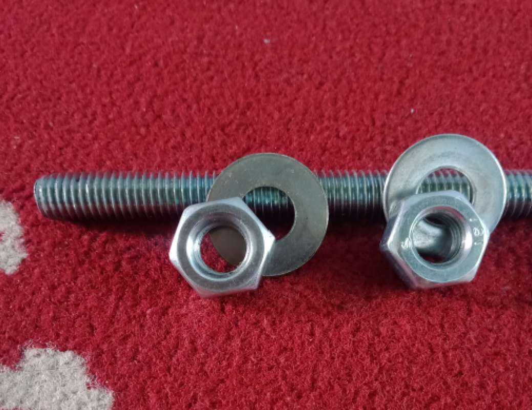 Jual As Drat M8 Lengkap Beserta Mur & Ring / Washer - Panjang 40 Cm Di ...