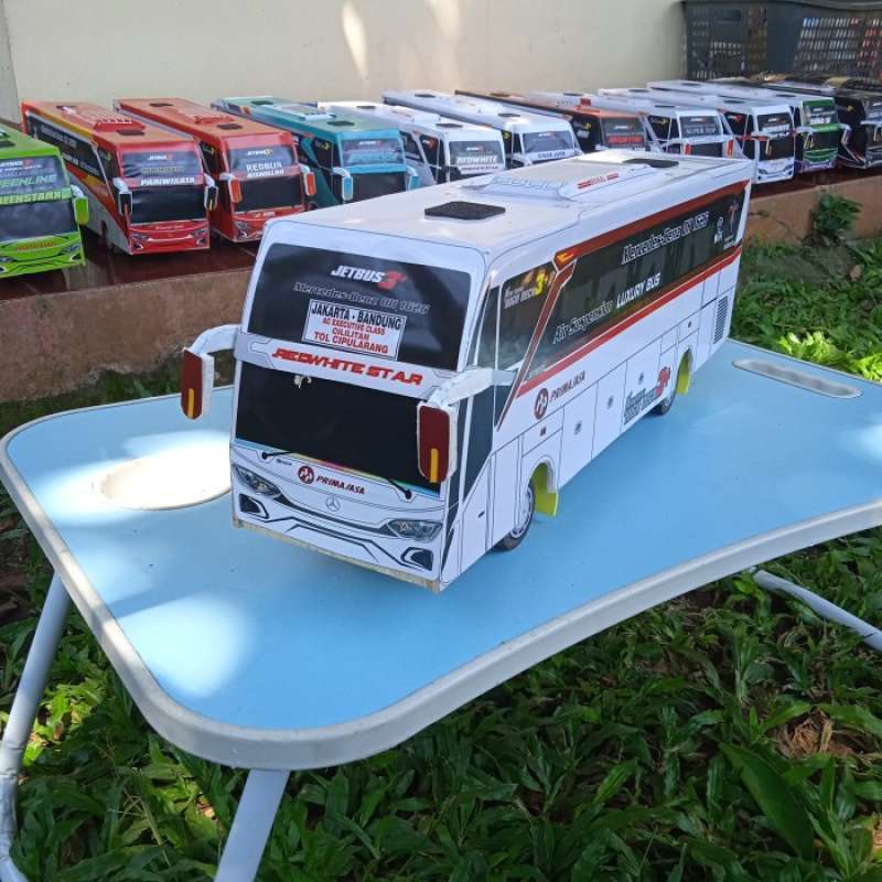Promo miniatur bus primajasa/bus miniatur/miniatur bus dari triplek ...