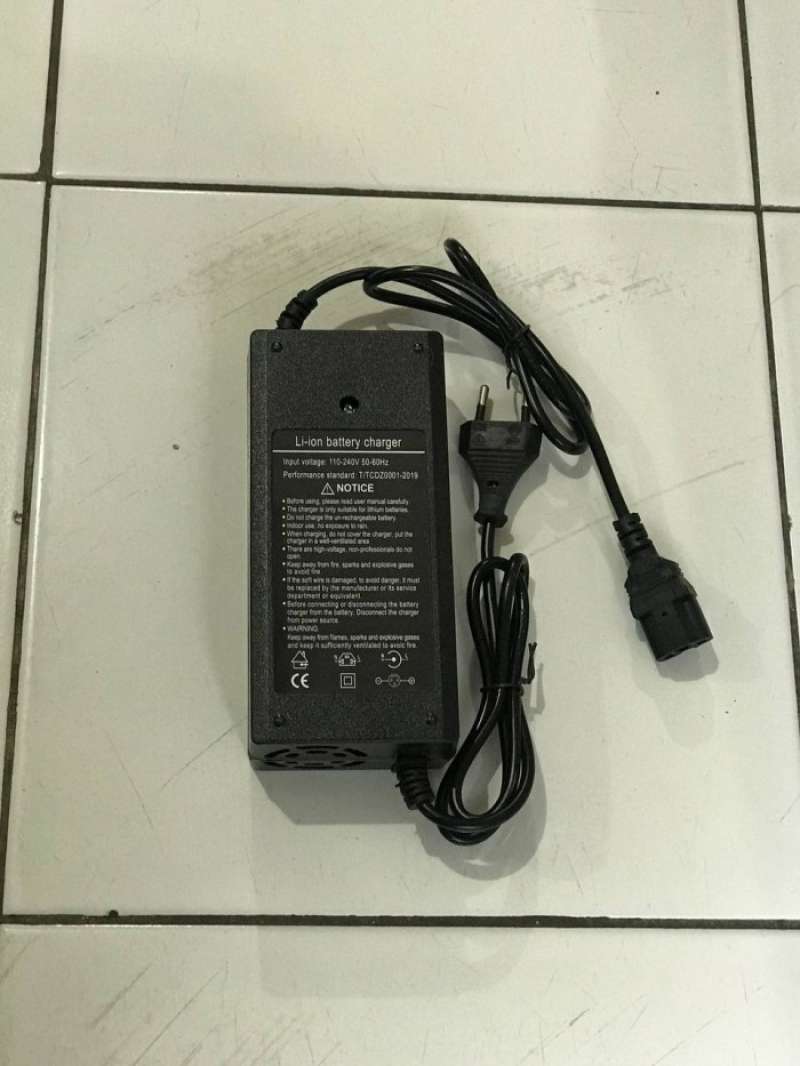 Jual Smart Charger Otomatis Motor Listrik 48v 60v 72v 3a Lithium ...
