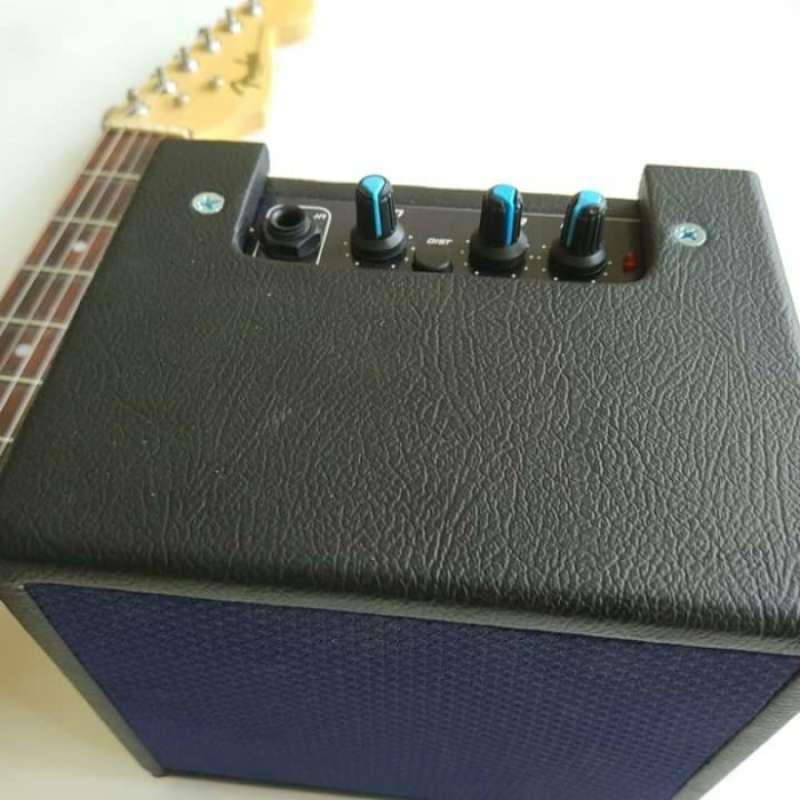 Jual paket Gitar Listrik Fender Stratocaster cream amply dan kabel jack ...
